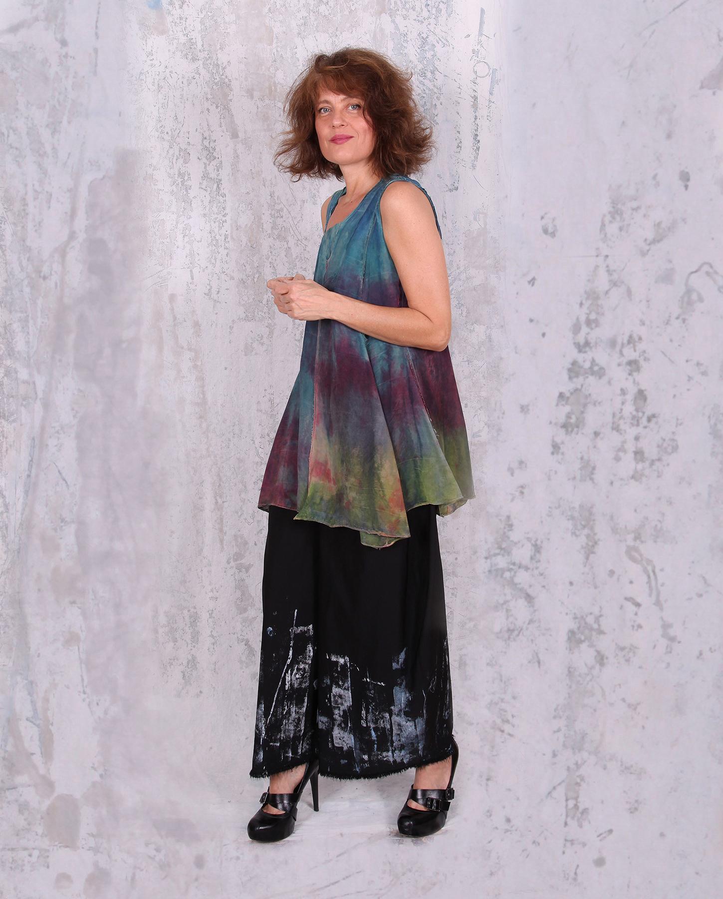 Art-to-Wear by Tatiana Palnitska - hand-painted sleeveless flare tunic