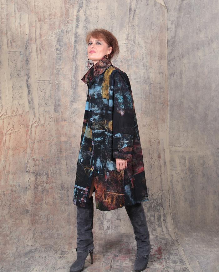 Art-to-Wear by Tatiana Palnitska - colorful story multi-button long jacket