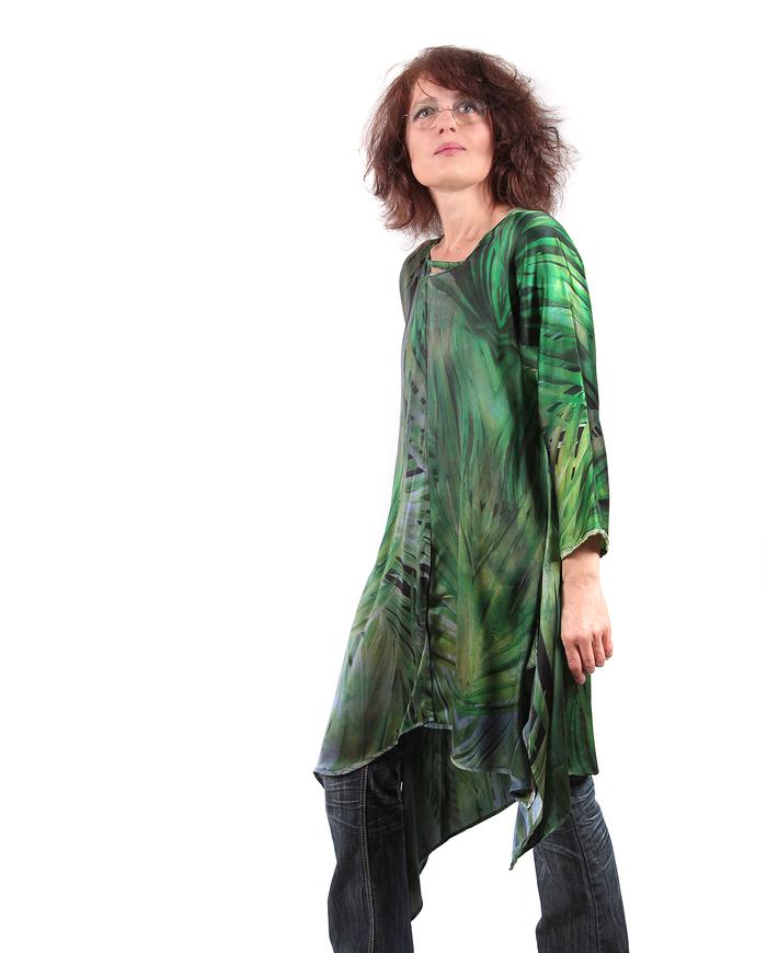Art-to-Wear by Tatiana Palnitska - green-to-purple reversible loose ...